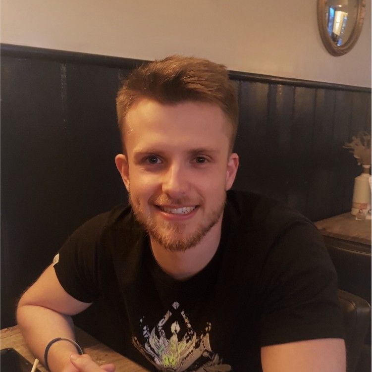 5 Best Minecraft Hacks and Cheats: How to Enable and Use Them | HackerNoon