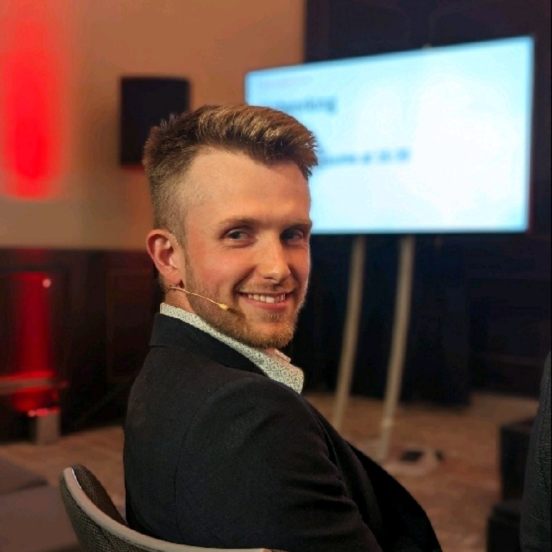 5 Best Minecraft Hacks and Cheats: How to Enable and Use Them | HackerNoon