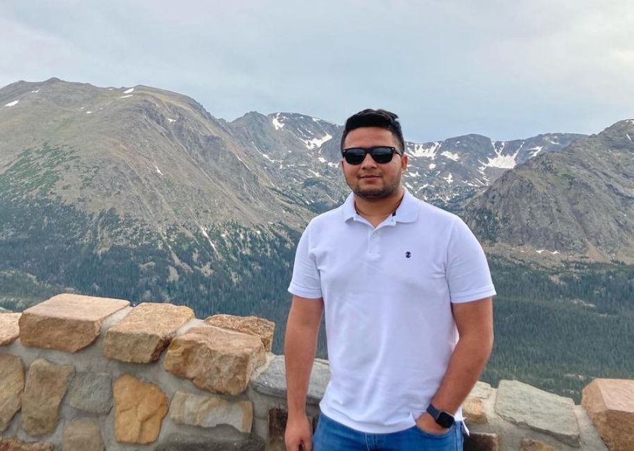 About Kshitiz on HackerNoon